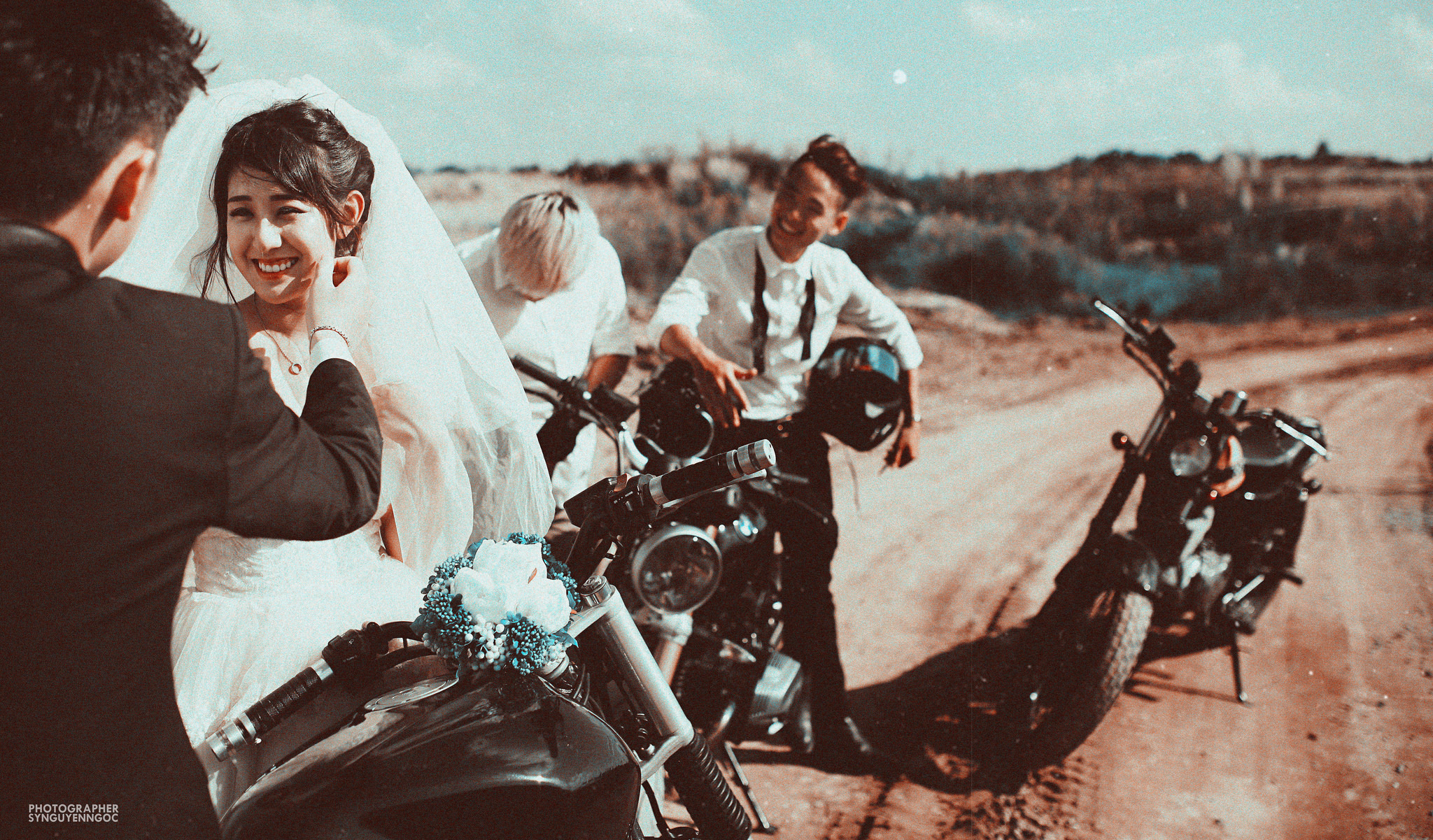 Ảnh cưới siêu cá tính của cặp đôi ai cũng thích Trang Lou - Tùng Sơn