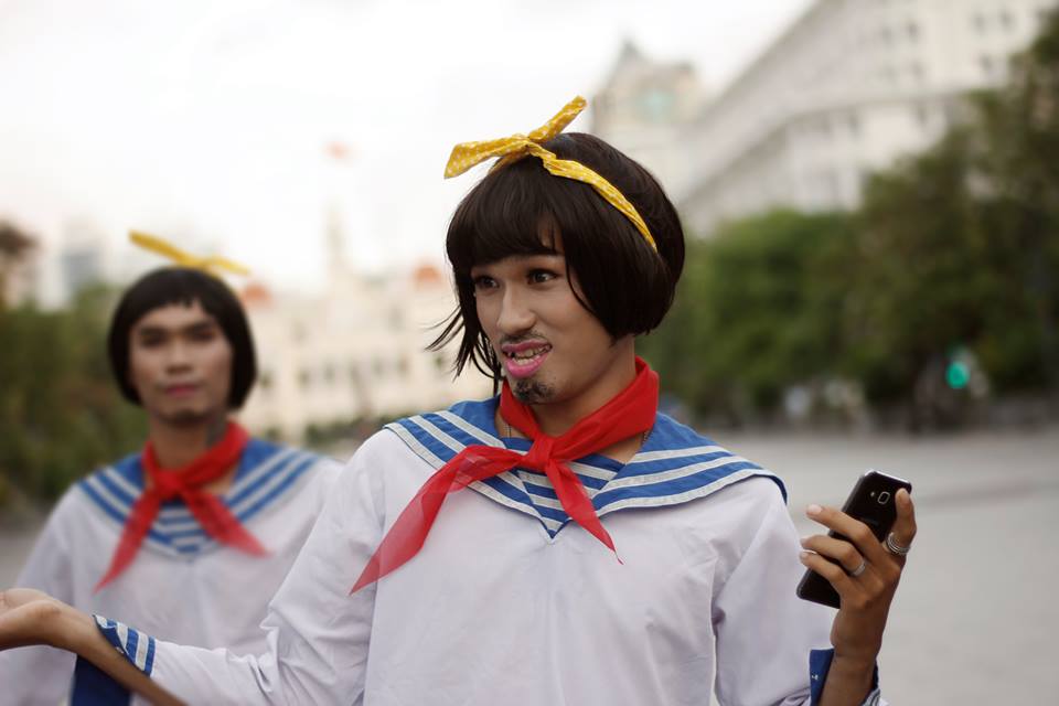 Mặc váy, vẽ thêm râu cosplay thành nữ sinh Nhật Bản: Đây chính là những ...