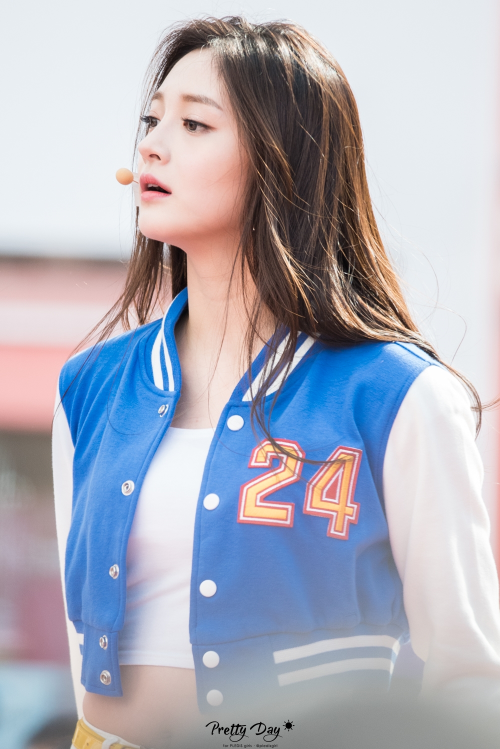 Produce 101: Nữ thực tập sinh xinh "hết sẩy" đang làm Kpop fan đảo điên