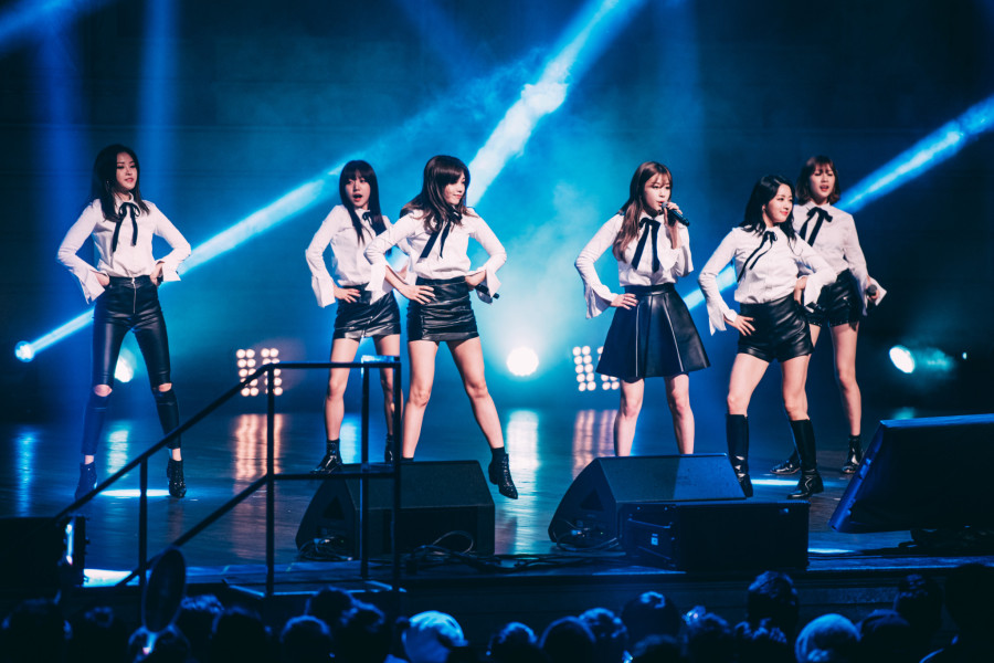 Điểm danh các idolgroup chỉ hát live trên sân khấu