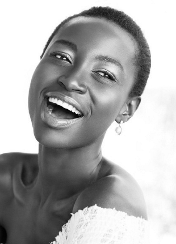 Thay vì thi hoa hậu, cư dân mạng thế giới tự bình chọn cho người đẹp ...