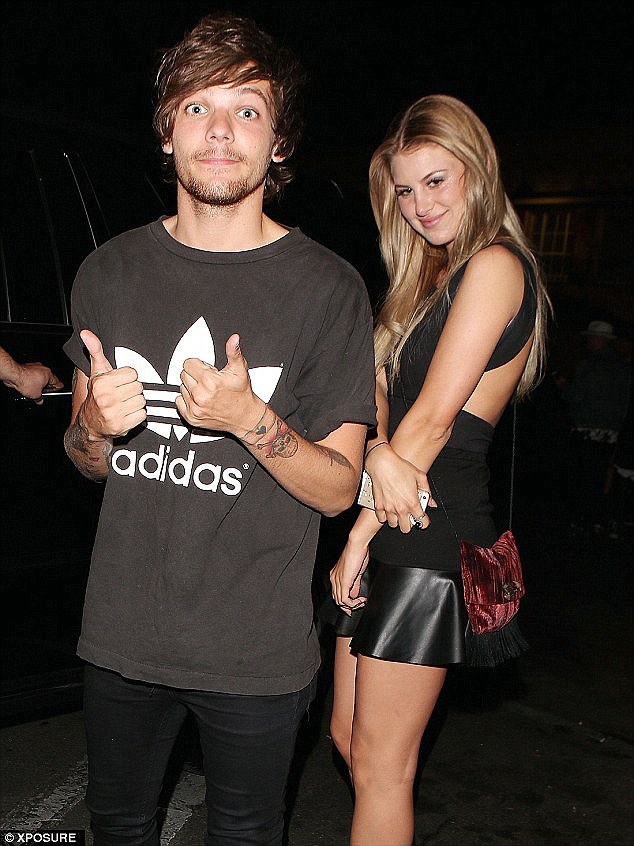 Louis (One Direction) xác nhận con của anh với bạn gái cũ đã chào đời