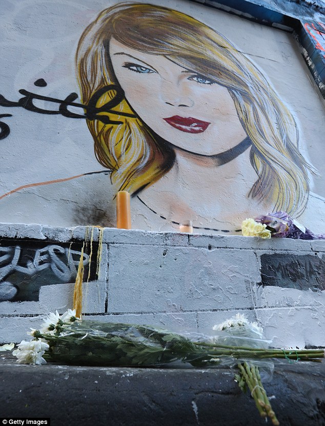 Nghệ sĩ graffiti bị chỉ trích làm lố vì vẽ cả... tranh tưởng niệm ...