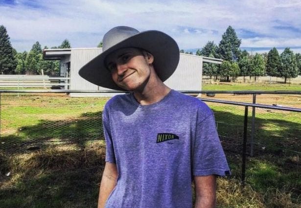 Đằng sau clip người đàn ông đấm Kangaroo là một câu chuyện về tình ...