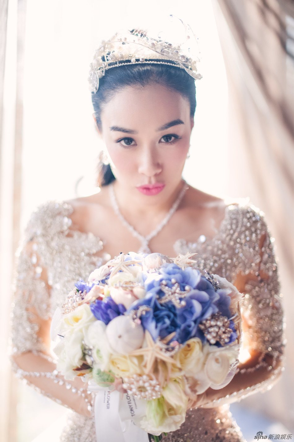 Quả Bom Sex Gốc Việt Chung Lệ Đề Tổ Chức đám Cưới Lần 3 Cùng Tình Trẻ Kém 12 Tuổi