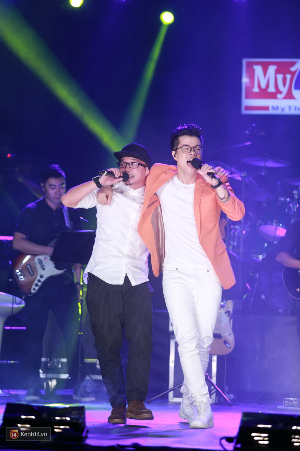 Nữ diễn viên Han Min Chae xuất hiện "hỗ trợ" cho Đinh Mạnh Ninh trong ...