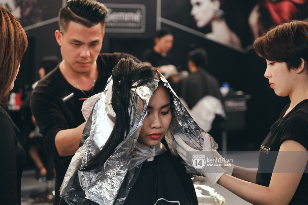Next Top Model: Makeover hay "đại hội nhuộm tóc"?