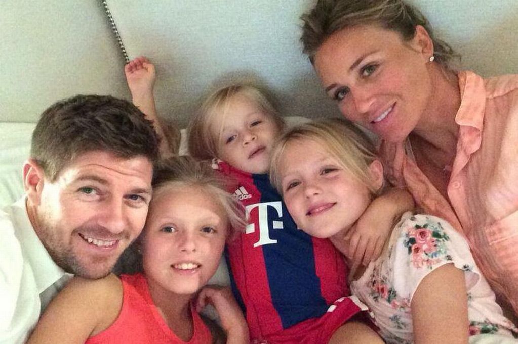 Steven Gerrard, đóa hoa sen giữa bùn đen túc cầu