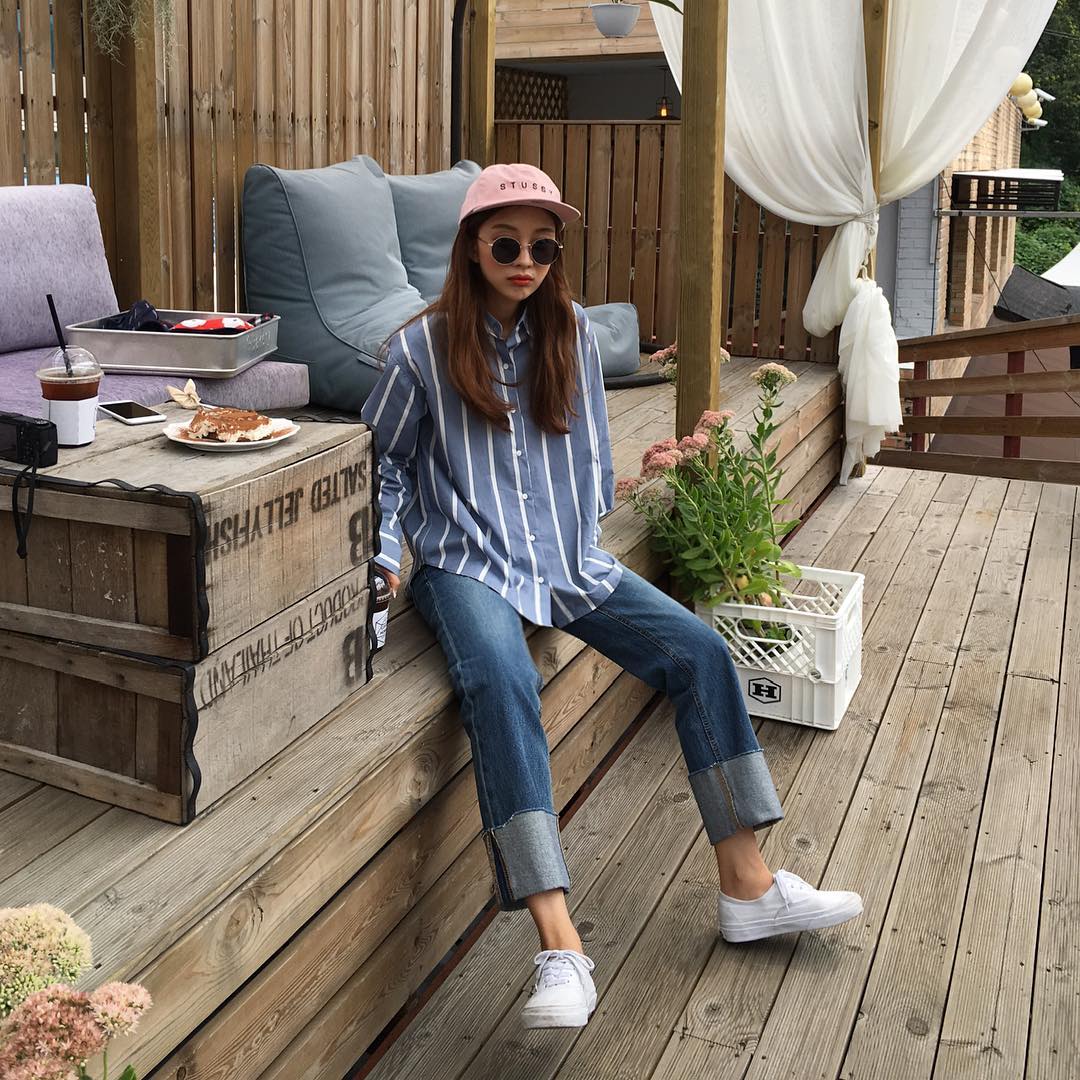 Săm soi ảnh OOTD của hot girl châu Á để nằm lòng 6 xu hướng "đinh" thu này