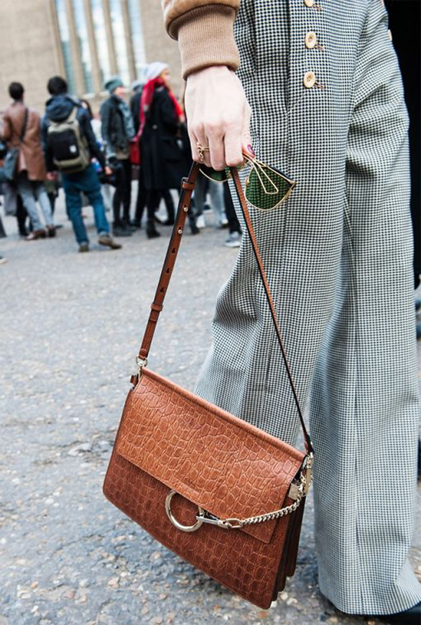 Chloé Faye - chiếc túi tranh ngôi IT Bag của năm 2016