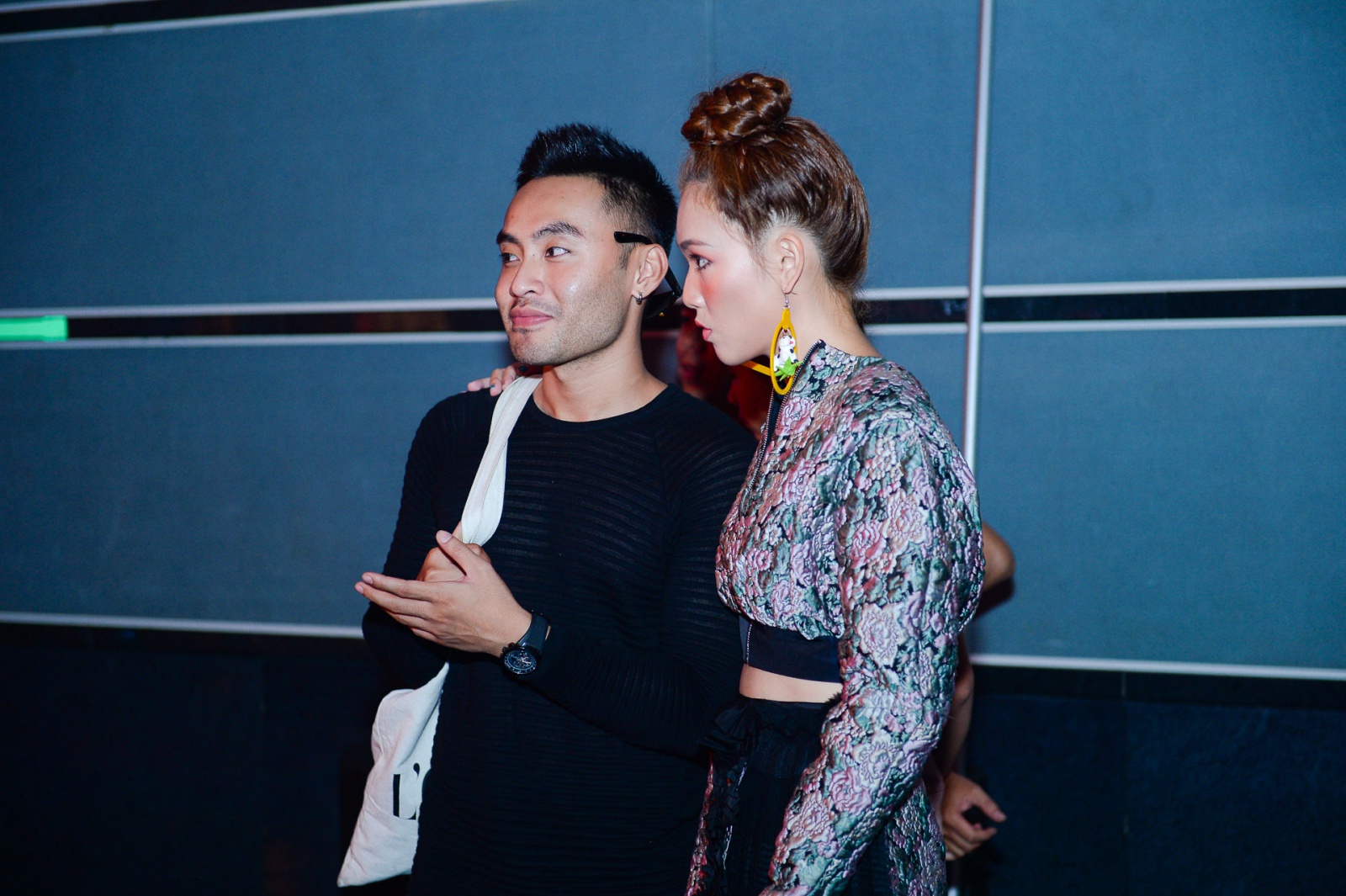 Hoàng Thùy Linh đồng hành cùng Đỗ Hiếu chấm thi "Khởi đầu ước mơ"