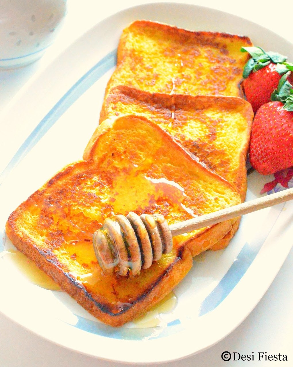 Bạn muốn thử món bánh toast Hong Kong với nhân trứng sữa mềm mịn như bơ ...