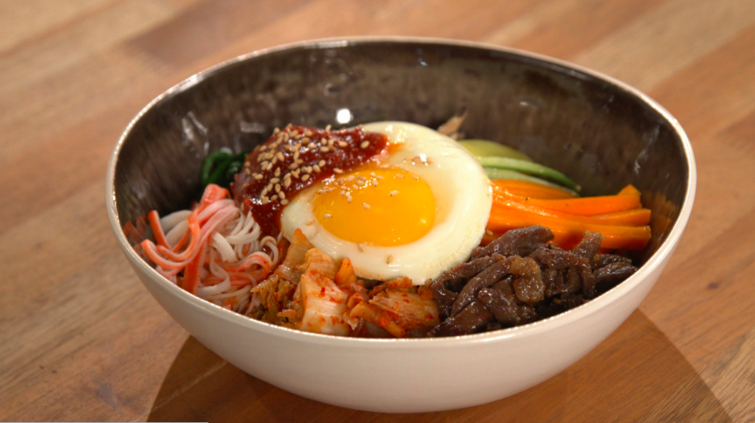 Vừa kimbap vừa cơm bibimbap chỉ trong 1 công thức