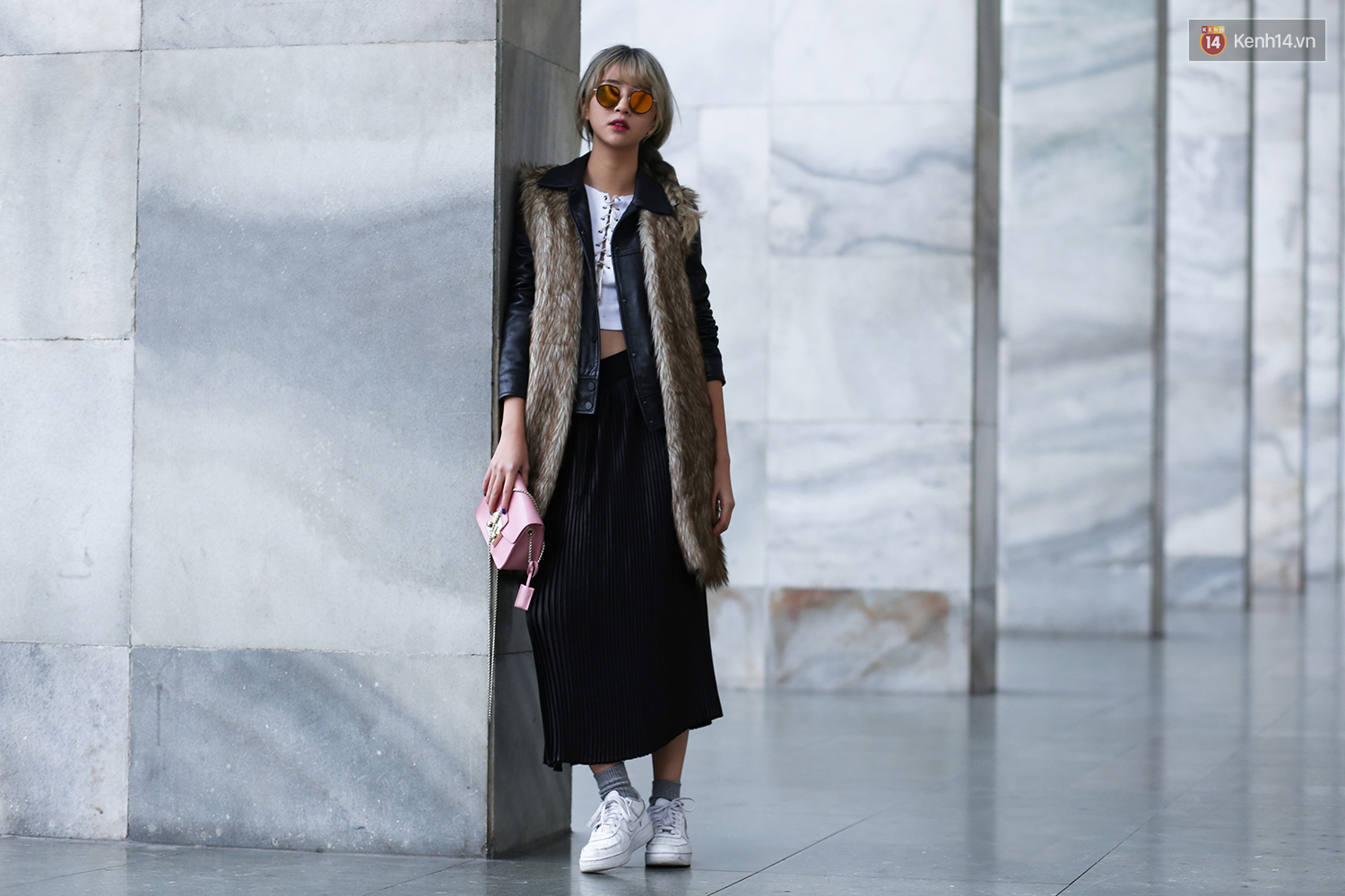 Street style giới trẻ: Quỳnh Anh Shyn "chất lừ" trong street style tuần qua