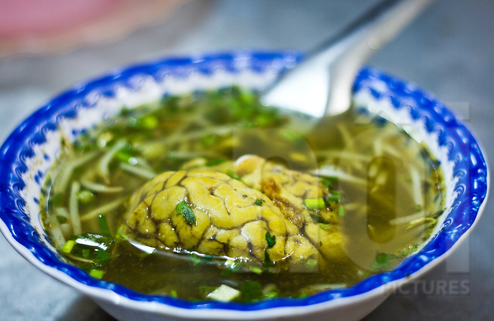 Khi ăn thịt lợn nên “né” 3 bộ phận này kẻo gây hại khôn lường