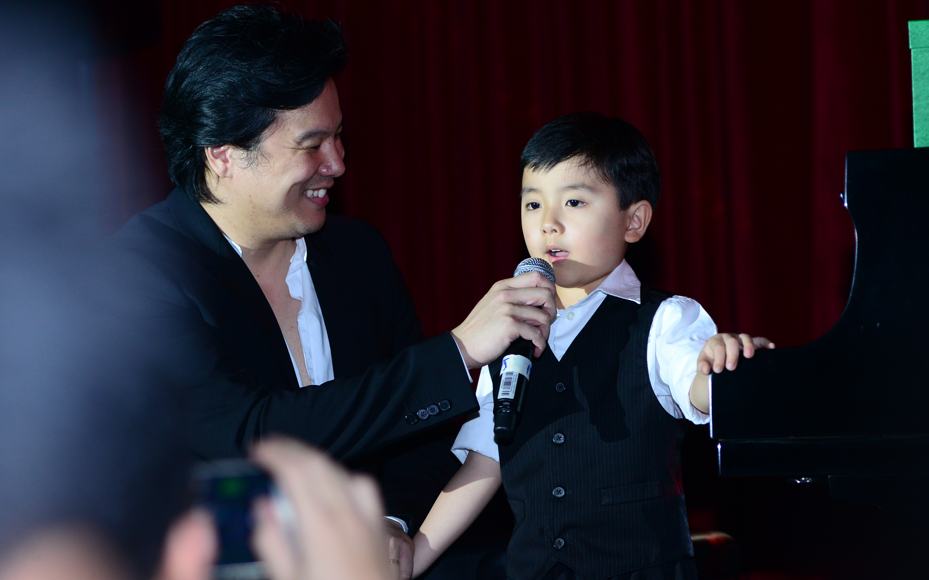 EVAN LÊ, tin tức Mới nhất Thần đồng piano Evan Lê trình diễn "Diễm Xưa ...