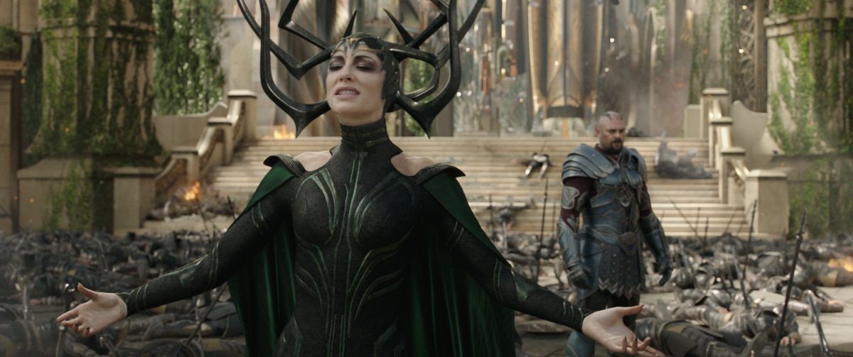 7 hạt sạn to hơn cả Surtur trong "Thor: Ragnarok"