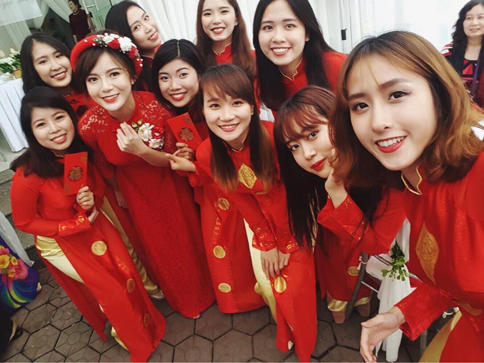 Chồng sắp cưới của hot girl Tú Linh MU là ai?