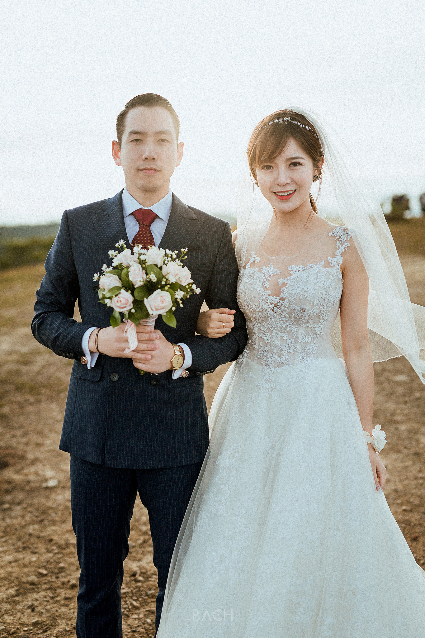 Tú Linh M.U khoe ảnh cưới cực lãng mạn chụp ở 3 nước