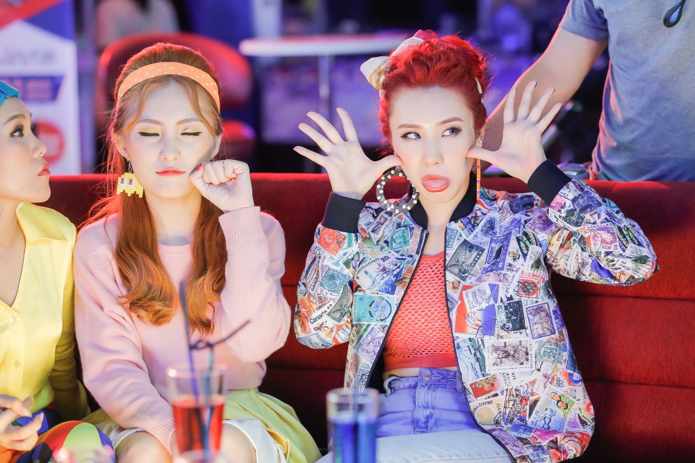 Lip B hé lộ sản phẩm trở lại đúng 1 năm sau bản hit "Số nhọ"