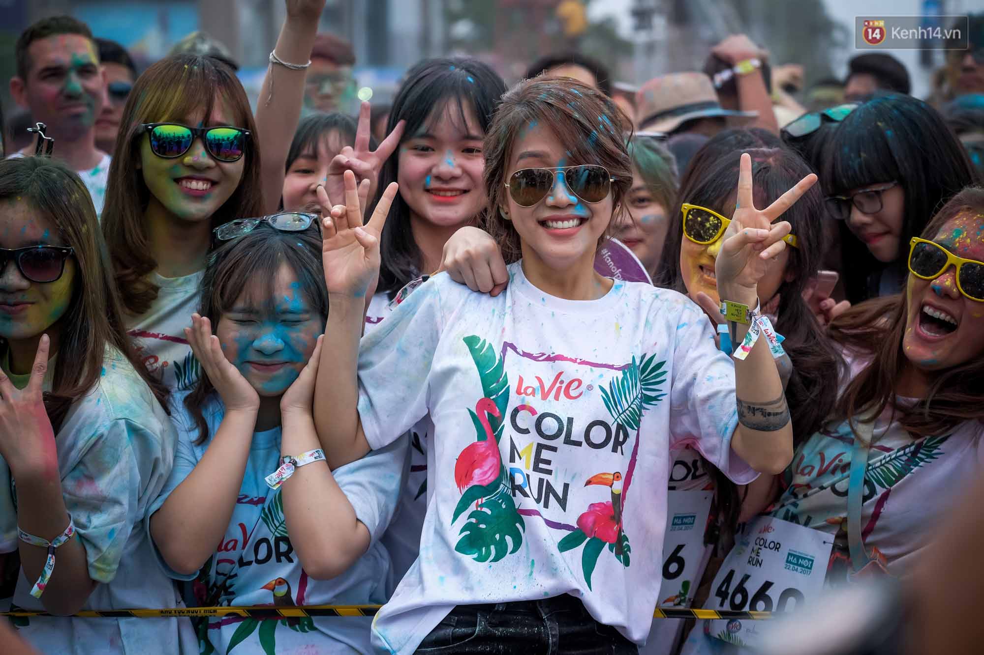 Những khoảnh khắc chứng minh đi Color Me Run lúc nào cũng vui và lúc ...