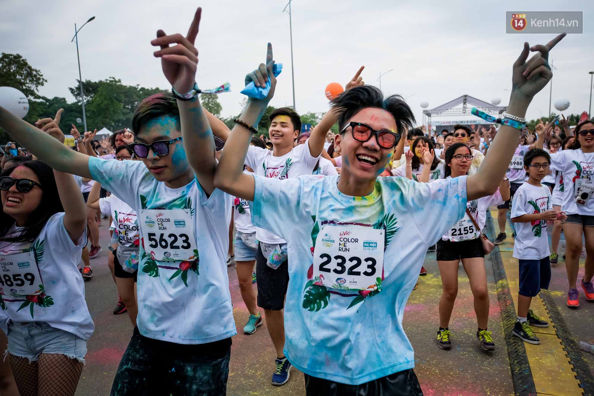 Những khoảnh khắc chứng minh đi Color Me Run lúc nào cũng vui và lúc ...