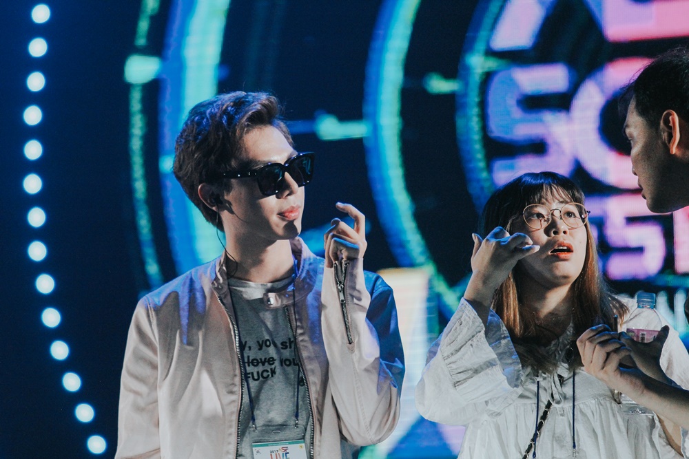 Erik được thành viên Nu'est W khen ngợi, tự tin mang hit của mình biểu ...