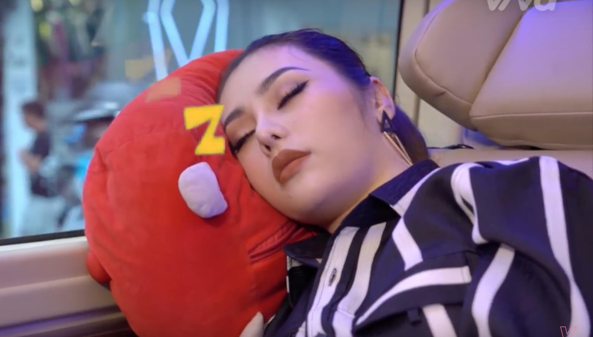 Dung Dolll "The Look" - Thêm một nhân tố drama mới xuất hiện