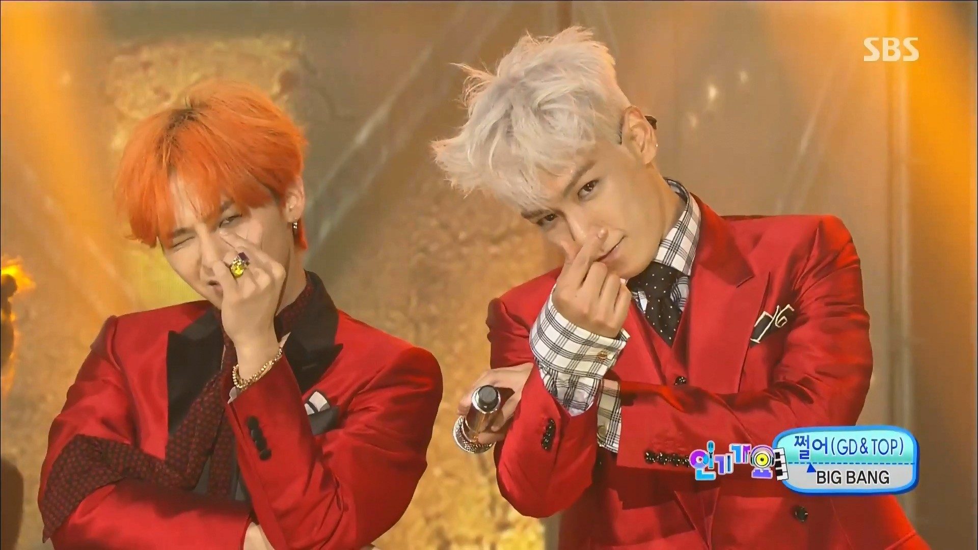 Xem lại sân khấu này để thấy G-Dragon và T.O.P chính là bạn thân đúng nghĩa