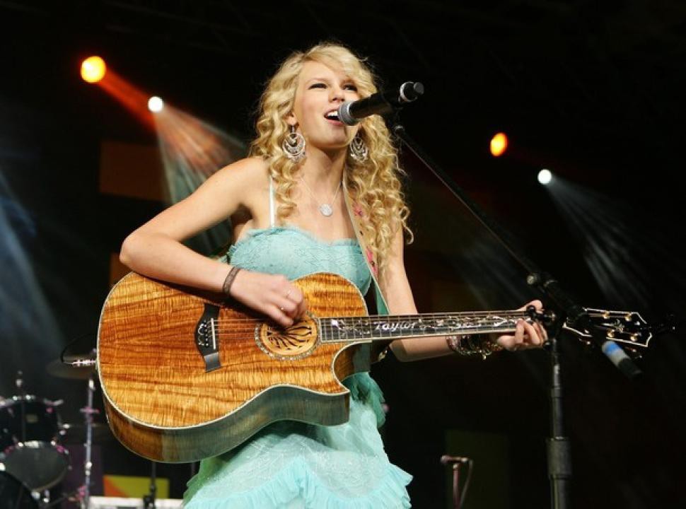 Album "Taylor Swift" tròn 12 tuổi: Hình tượng "Công chúa nhạc đồng quê ...