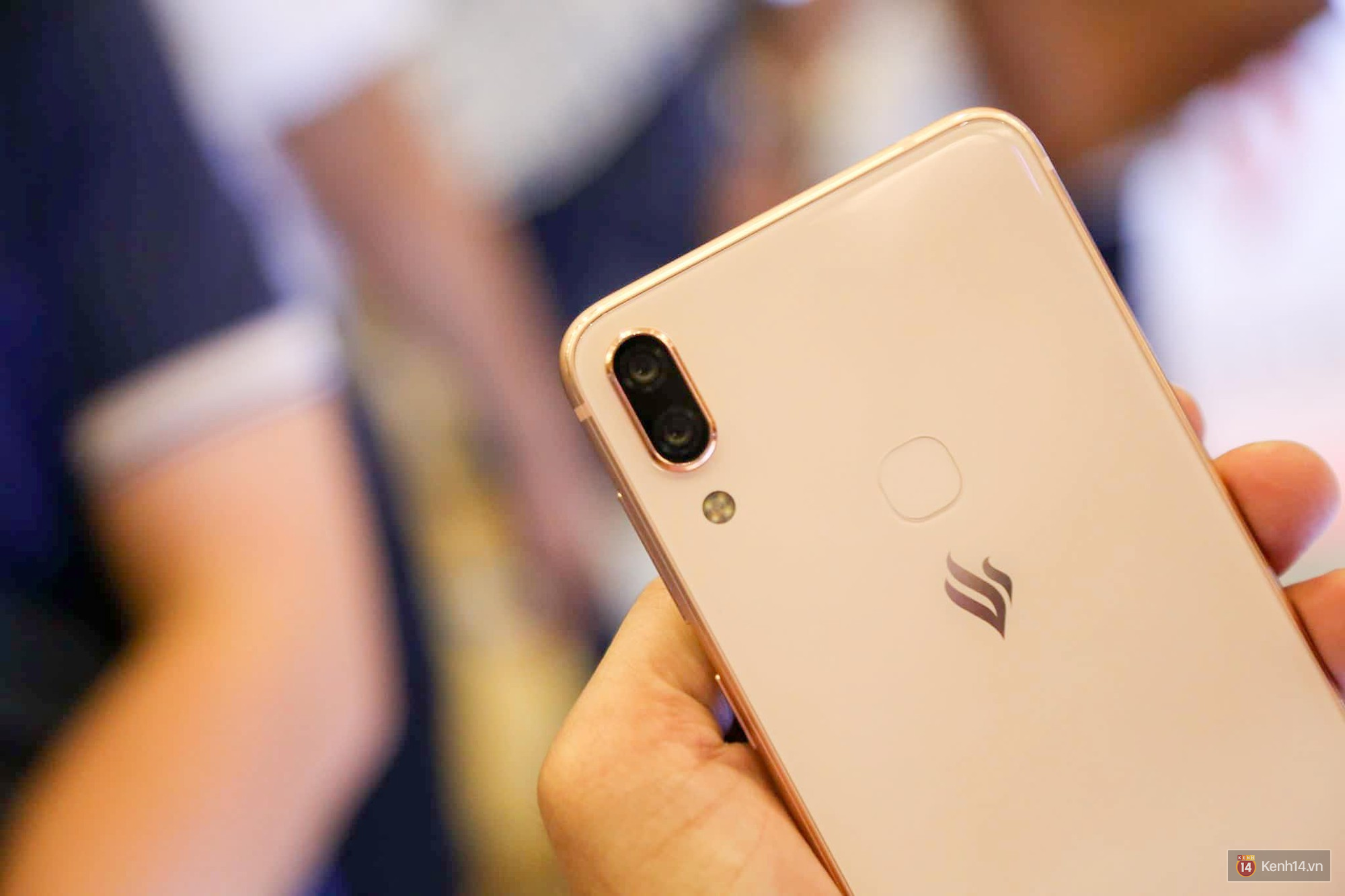 Giá bán Vsmart lộ diện hoàn toàn: Thấp nhất 2,4 triệu, cao nhất 6,5 ...