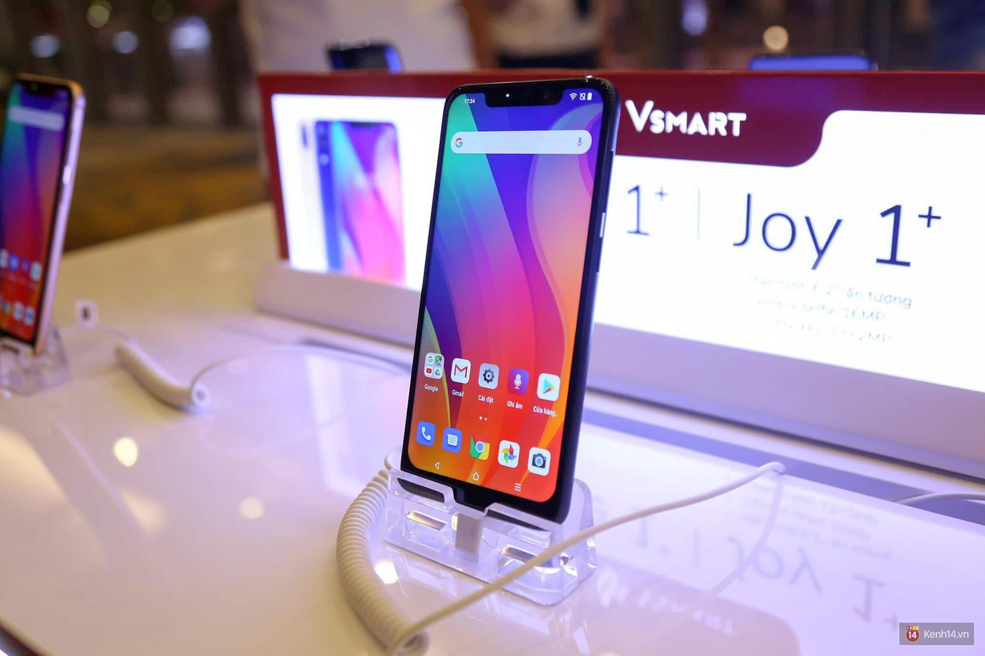 Giá bán Vsmart lộ diện hoàn toàn: Thấp nhất 2,4 triệu, cao nhất 6,5 ...