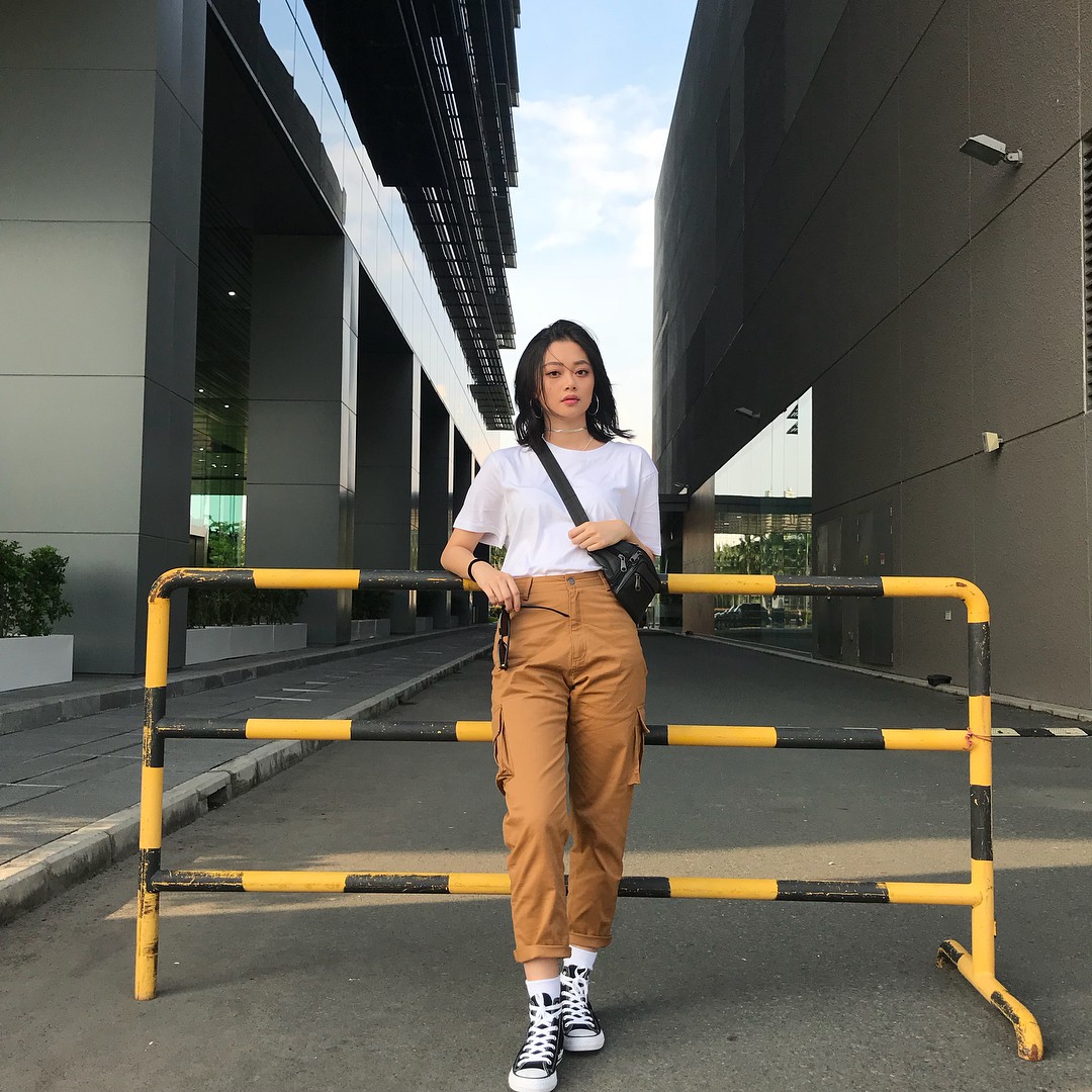 Nhân tố mới của "làng" lookbook Sài Gòn: Cao 1m68, thần thái sang chảnh ...