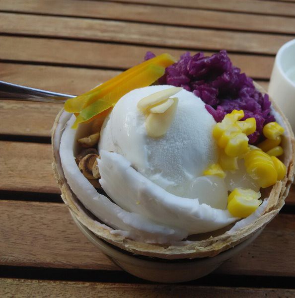 Sài Gòn hóa ra vẫn còn những quán kem xôi tuổi thơ vô cùng hấp dẫn