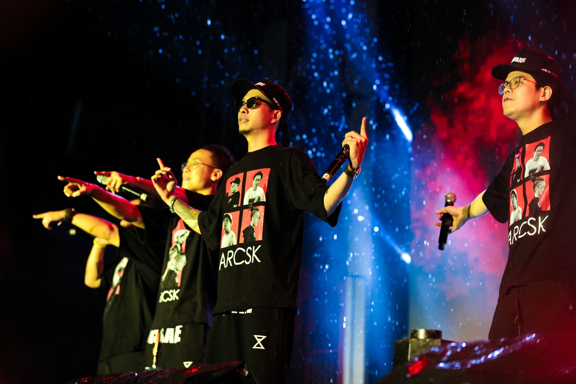 Da LAB tung MV Luôn Là Mình ghi lại quá trình thực hiện show ở TP HCM