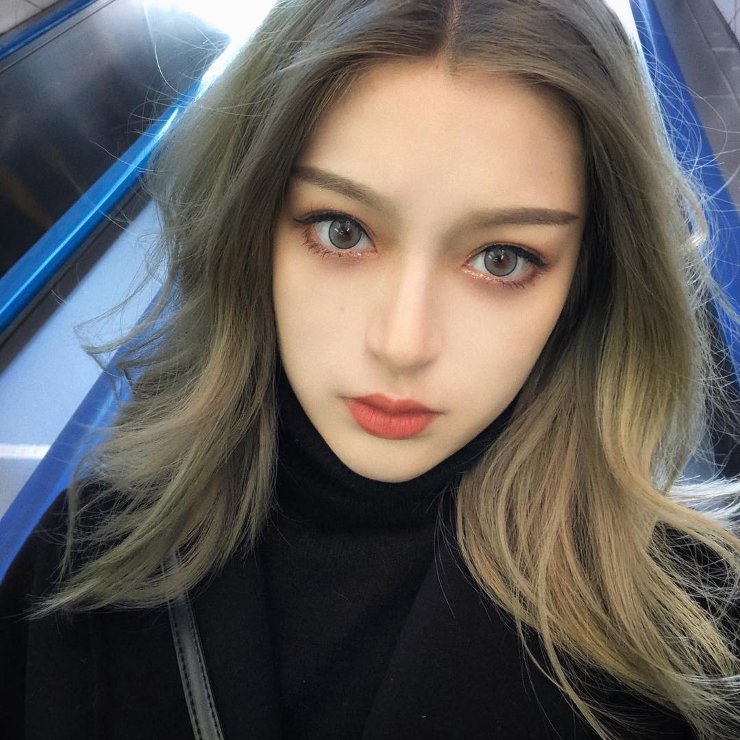 Không cần bàn cãi nhiều thì những cô nàng xinh đẹp kiểu lai Tây vẫn ...