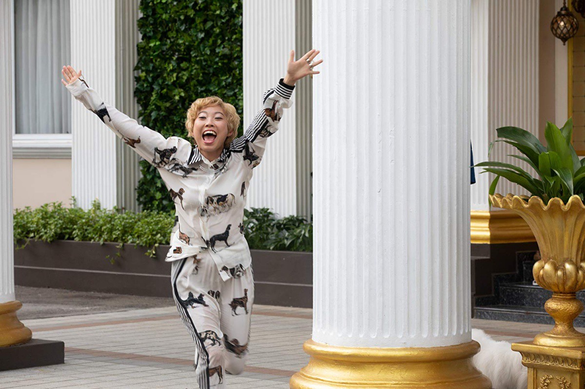 "Ma xó" Peik Lin trong "Crazy Rich Asians": Đứa bạn thân mà ai cũng ao ...