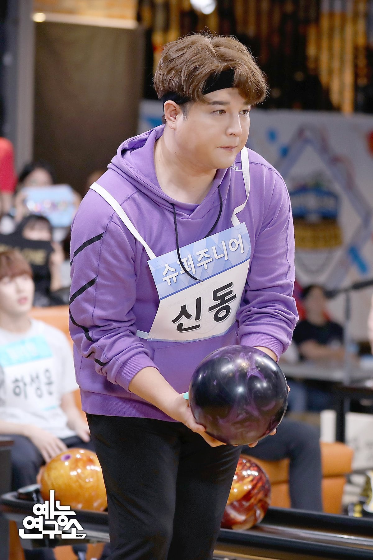 Dàn Idol đình đám Kpop đẹp khó cưỡng tại đại hội thể thao tết Trung thu