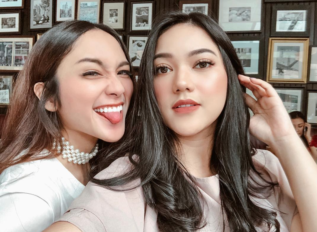 Cuộc sống sang chảnh của cặp bạn thân blogger xinh đẹp, nổi tiếng hàng ...