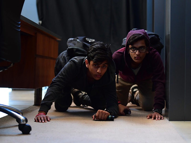 Hội Kín: Phim hành động Hollywood style Cô Dâu 8 Tuổi, tưởng không hay ...