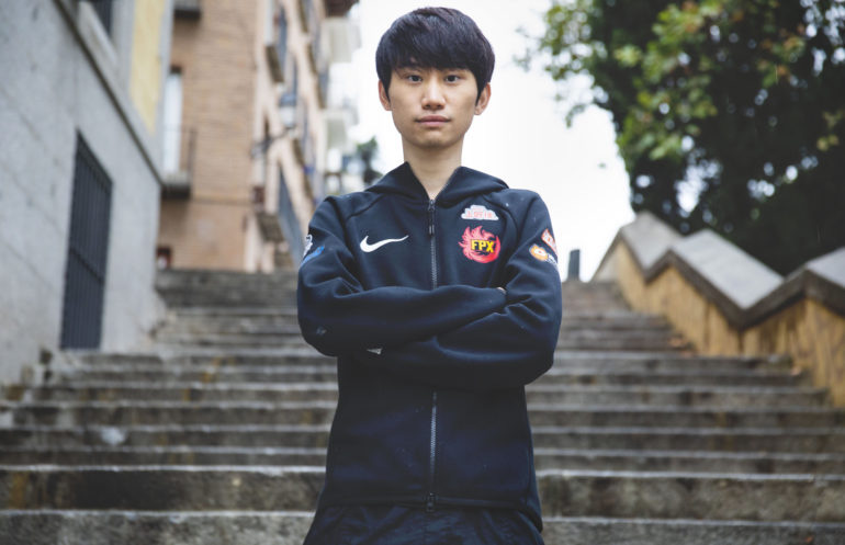 FPX Doinb khẳng định: "G2 Esports thắng SKT nhờ may mắn thôi, nếu gặp chúng tôi từ sớm thì họ đã ...