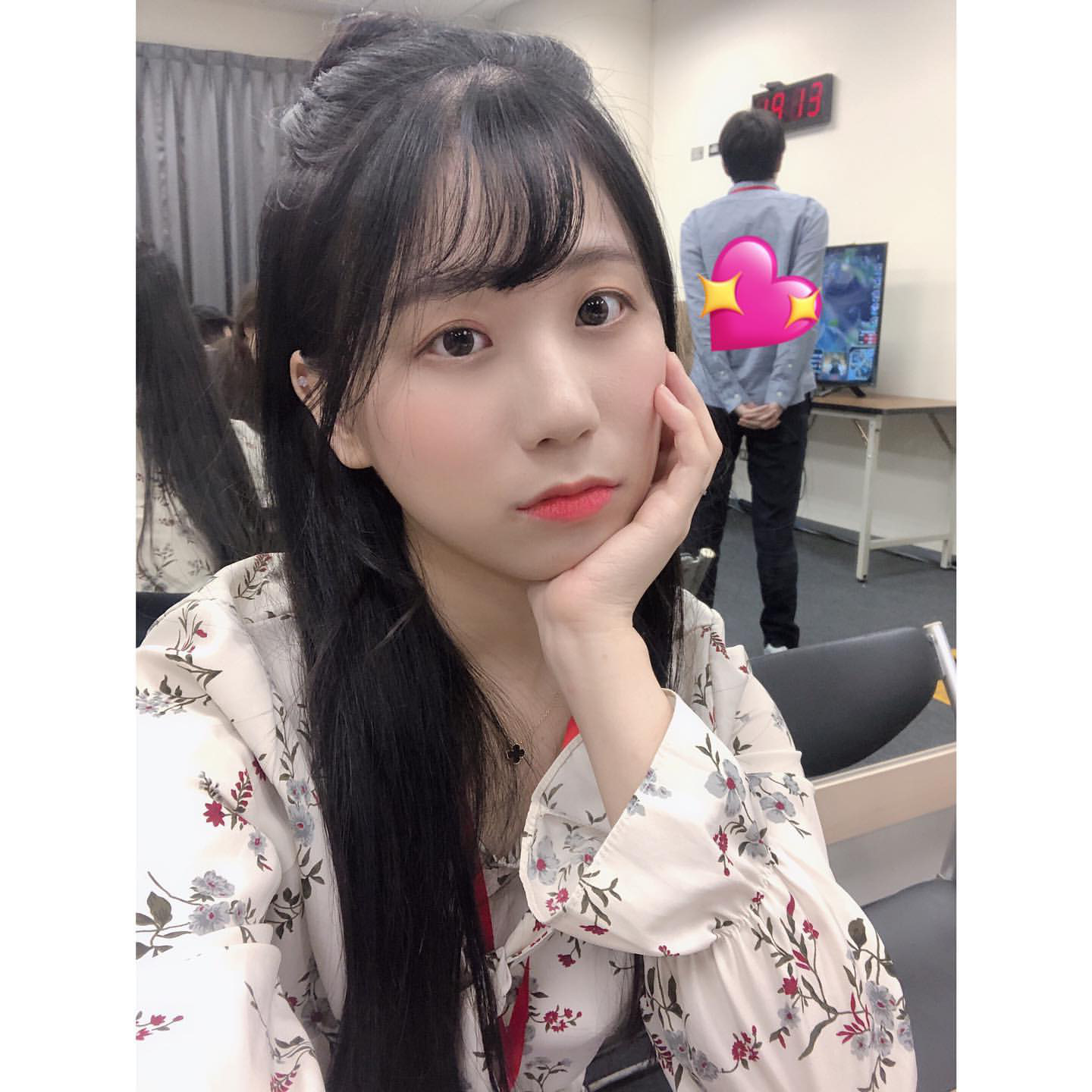 Ngắm trọn nhan sắc nữ MC Park Jee-sun - Người yêu Bang xạ thủ huyền thoại!