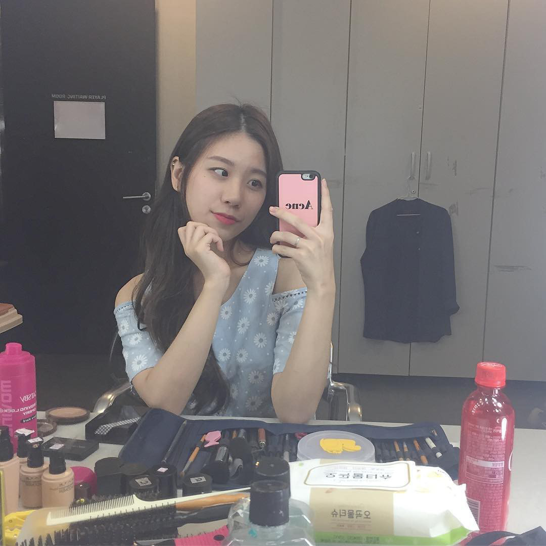 Ngắm trọn nhan sắc nữ MC Park Jee-sun - Người yêu Bang xạ thủ huyền thoại!