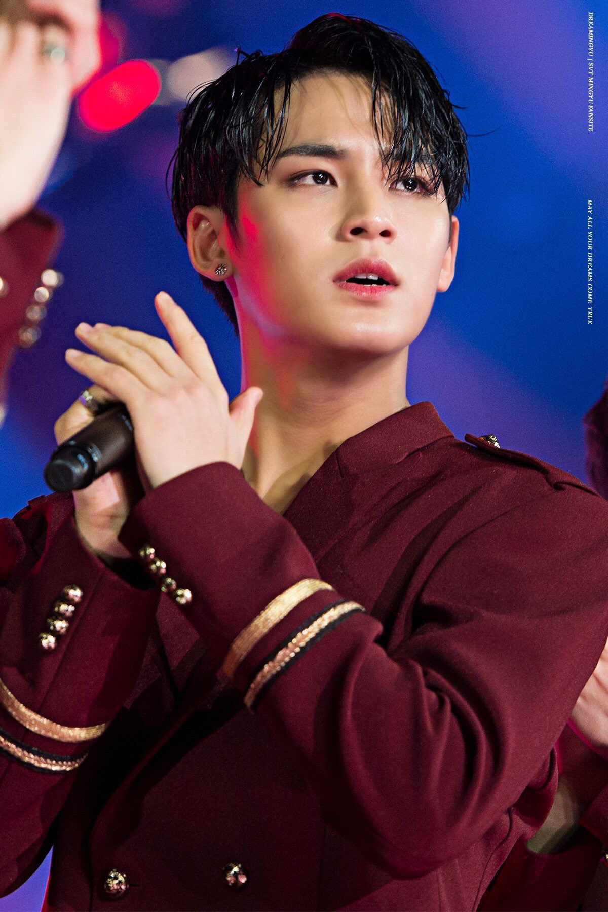 Tìm ra Goo Jun Pyo đời thực: Ai ngờ là nam thần Kpop, cùng hội bạn ...