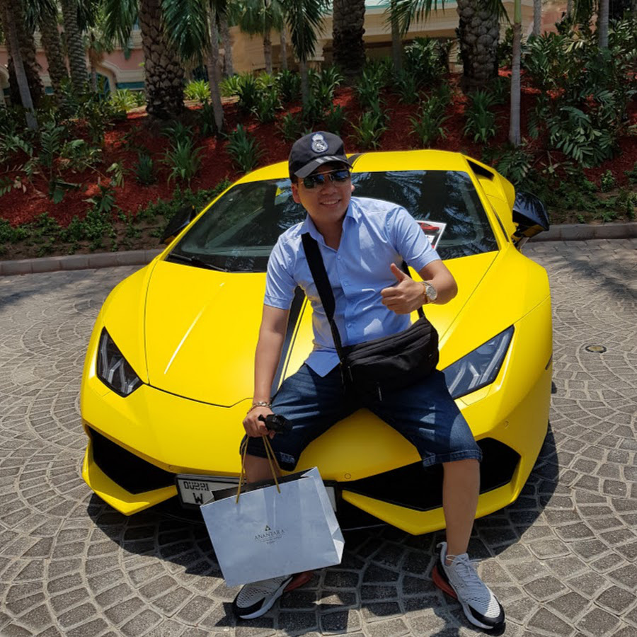 Khoa Pug: Rich kid giới travel vlogger nổi tiếng với câu cửa miệng ...