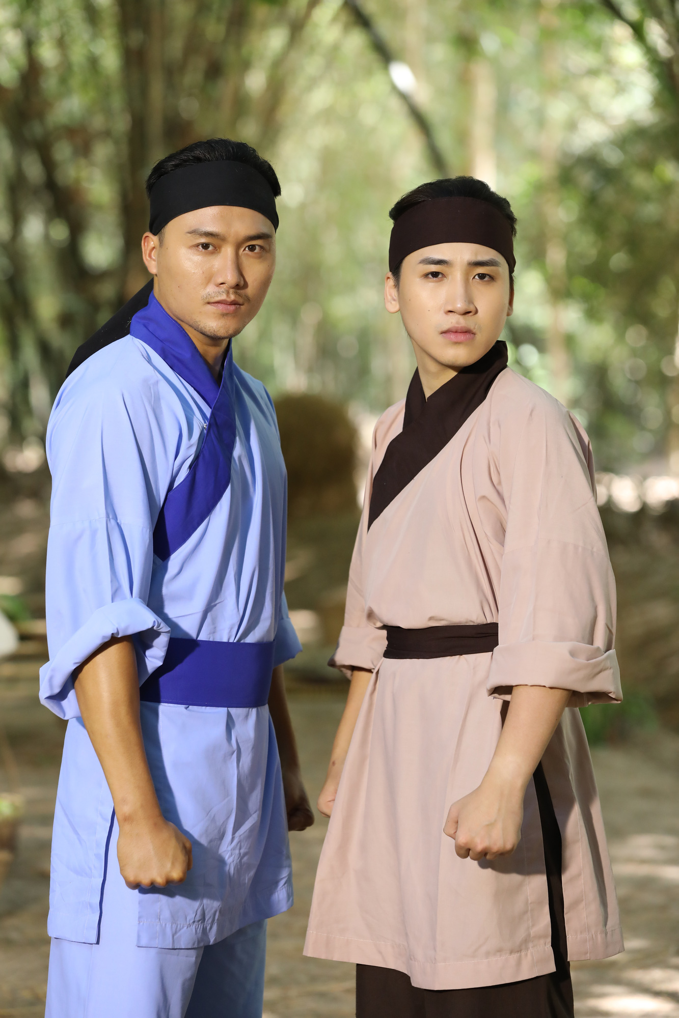 Huy Cung ra mắt MV "Chuyện Người Yêu Xa"