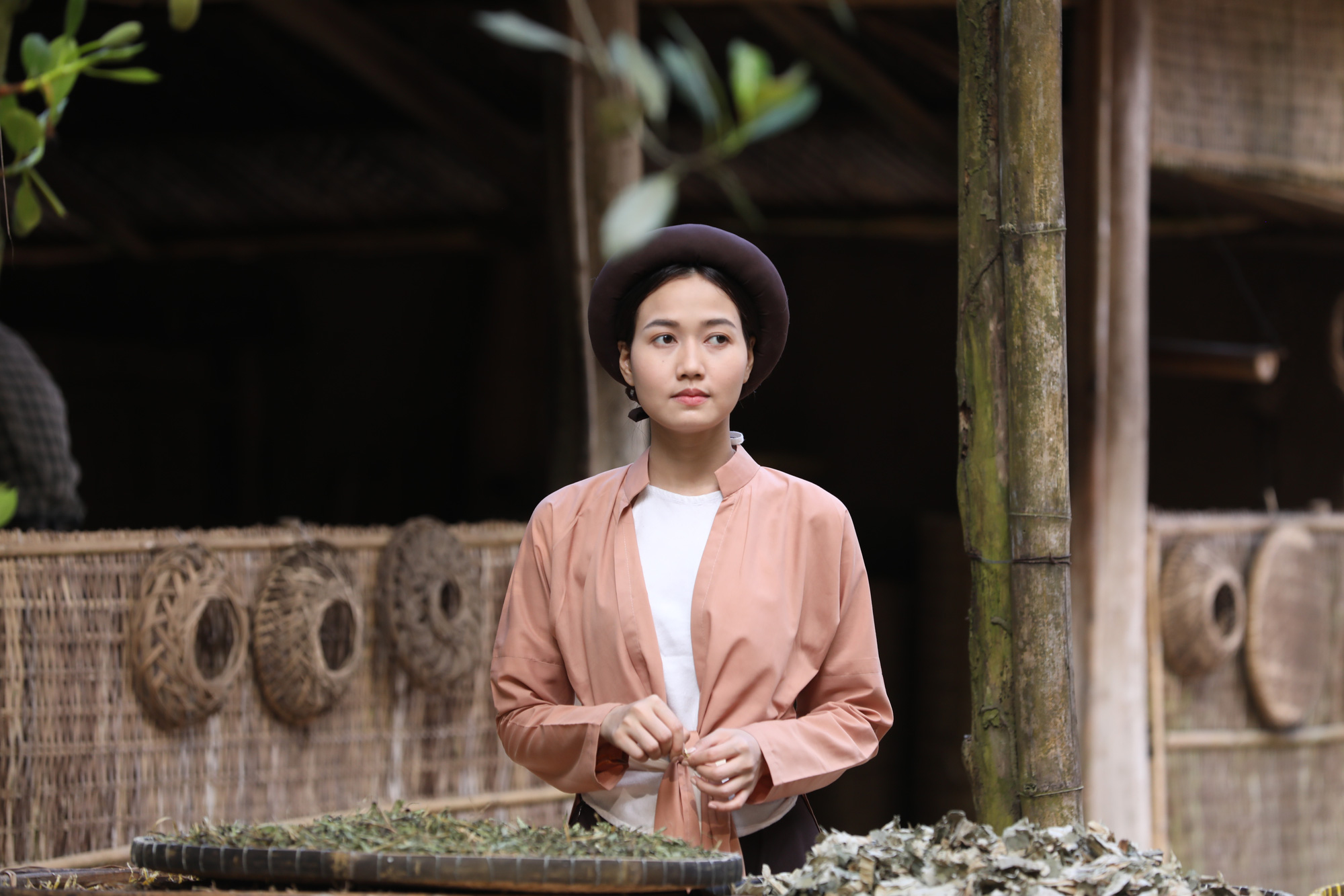 Huy Cung ra mắt MV "Chuyện Người Yêu Xa"