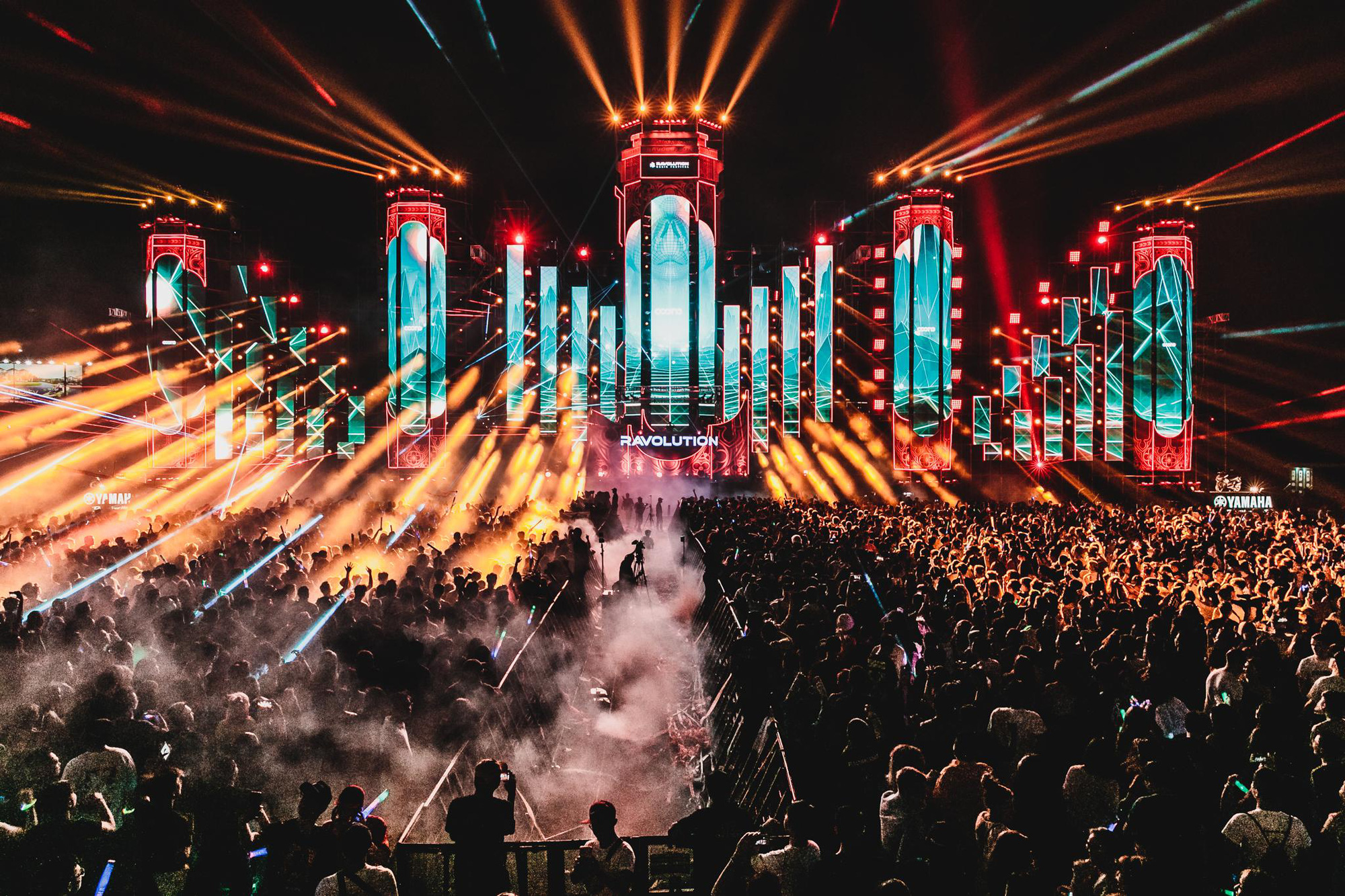 Don Diablo "cháy" hết mình tại Yamaha Ravolution Music Festival 2019