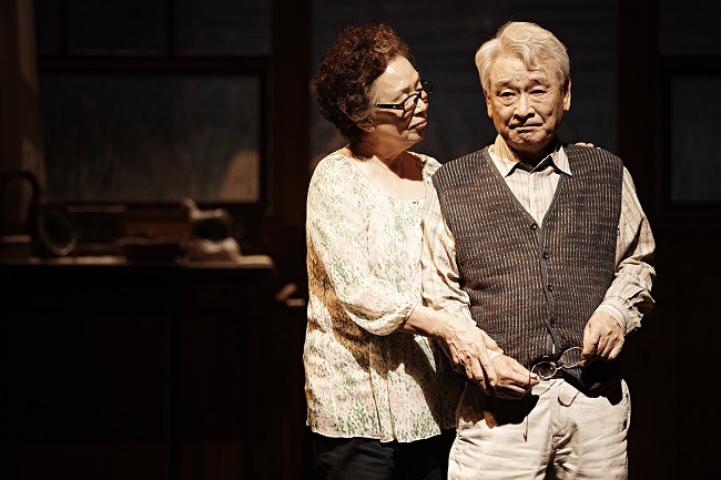 "Ông nội quốc dân" Lee Soon Jae sau 60 năm lăn lộn ngành giải trí ...