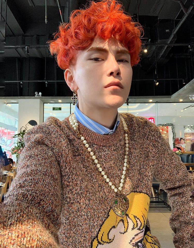 Nhìn kiểu tóc mới của Decao, có lẽ không ai dám sánh với anh chàng về ...